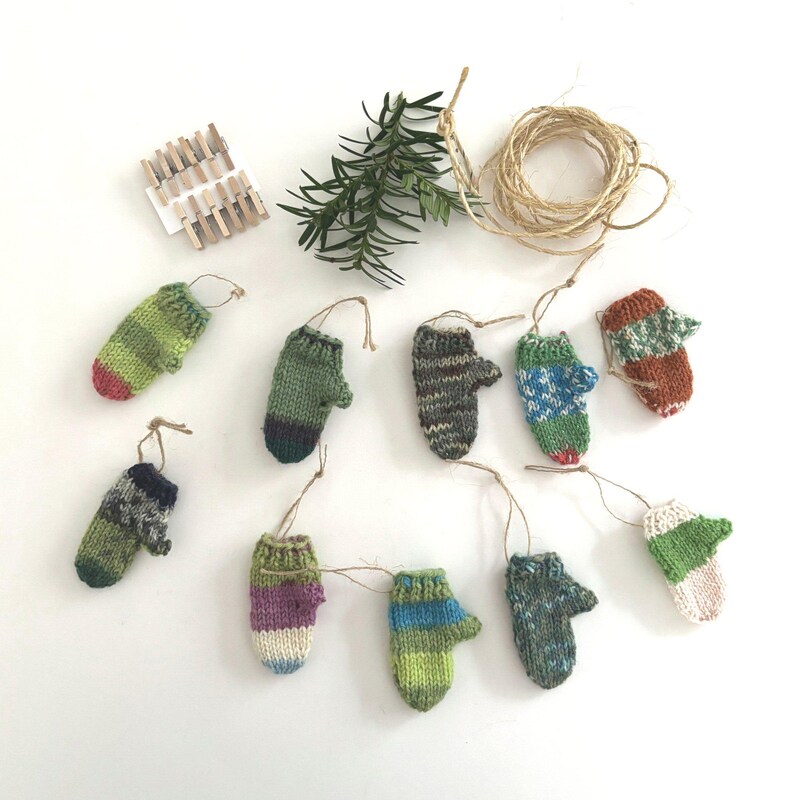 Mitten Garland - Etsy