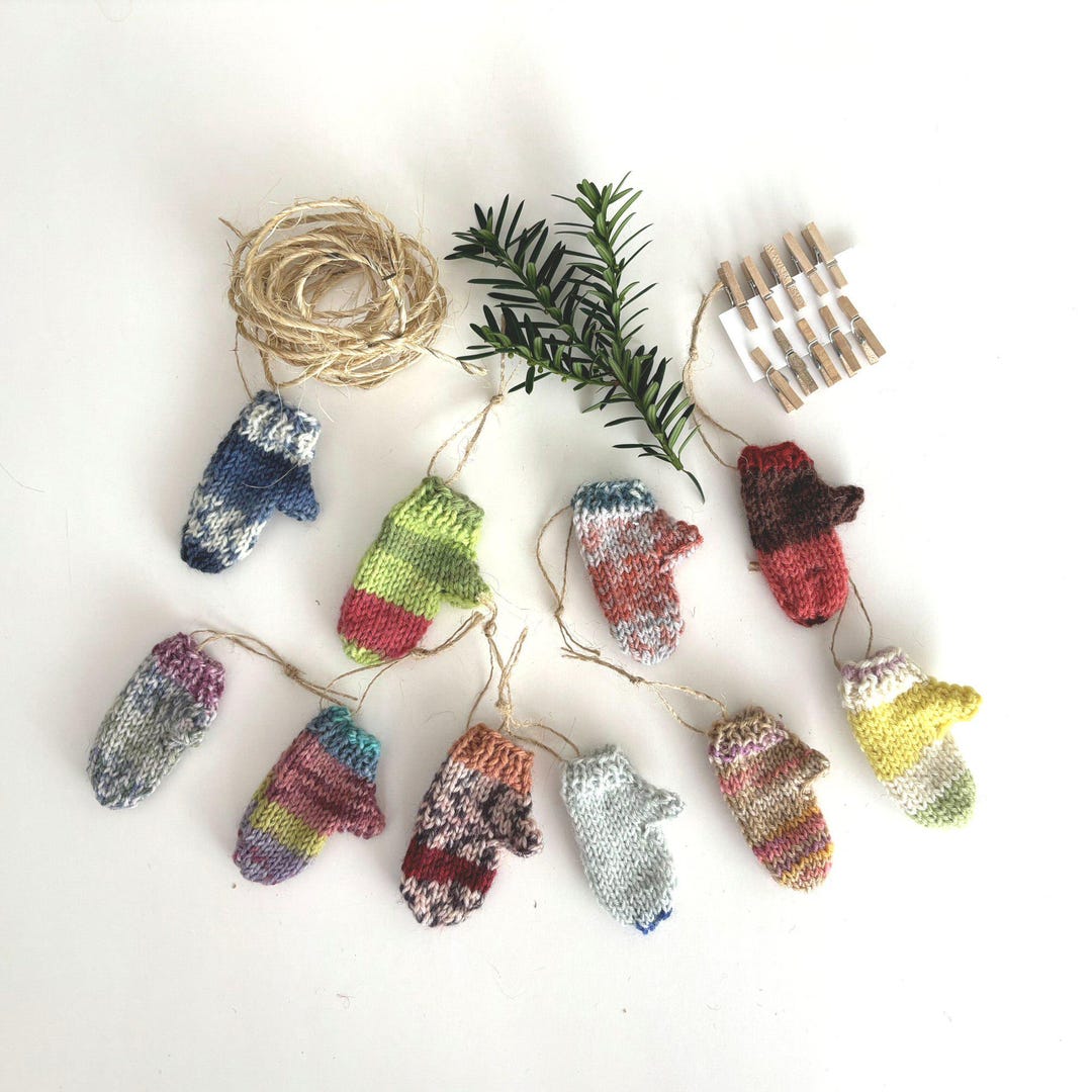 Knitted Mitten Garland, Miniature Mitts Bunting, Hand Knit Mini Mitts ...