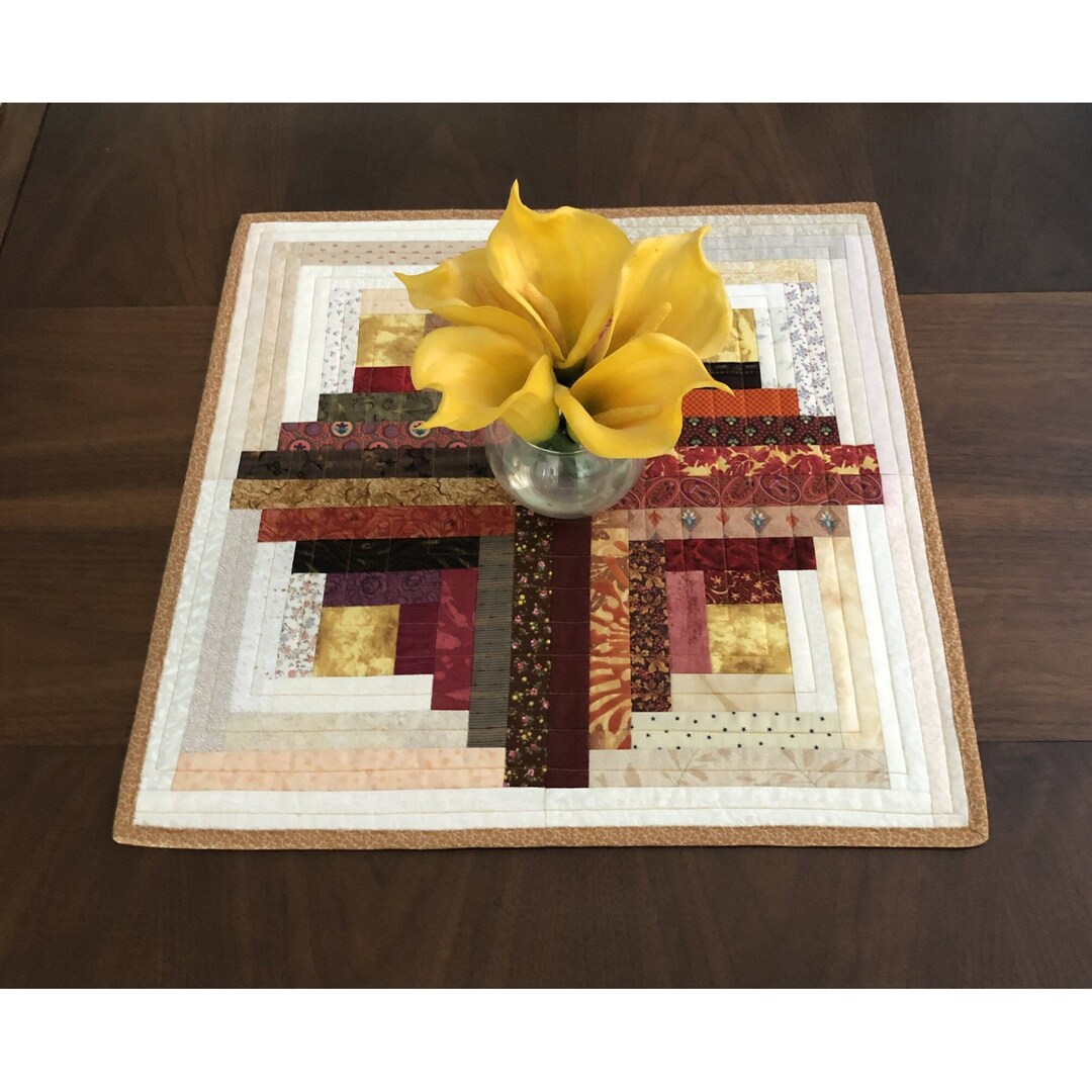 Square Quilted Table Topper, Reversible Log Cabin Style Table Topper ...