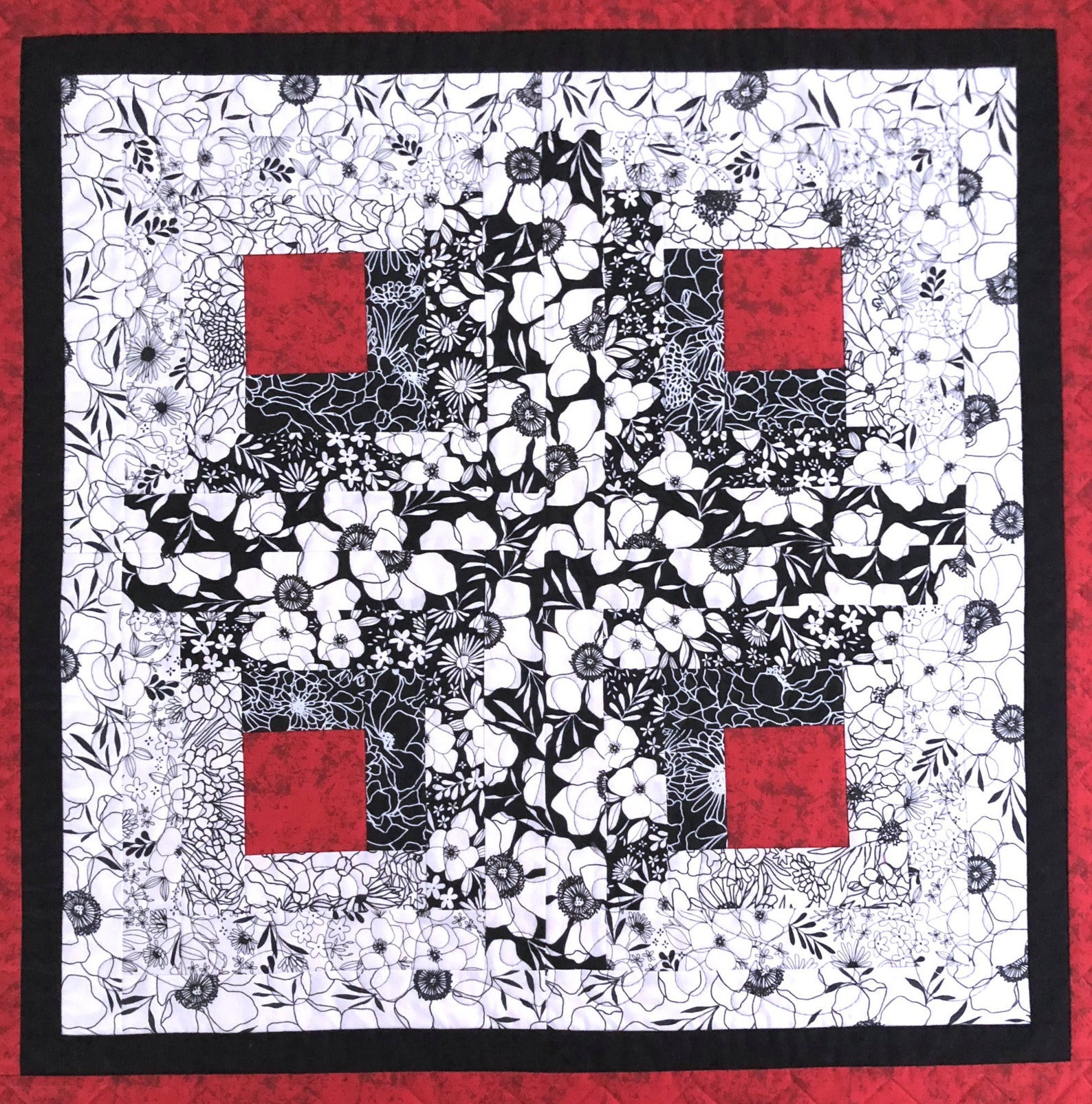 Black White Red Table Topper 32-1/4 82cm Square - Etsy