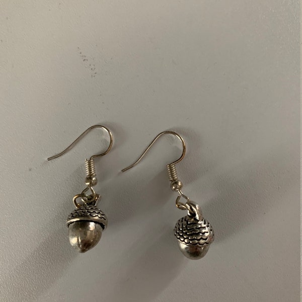 Silver Acorn - Etsy