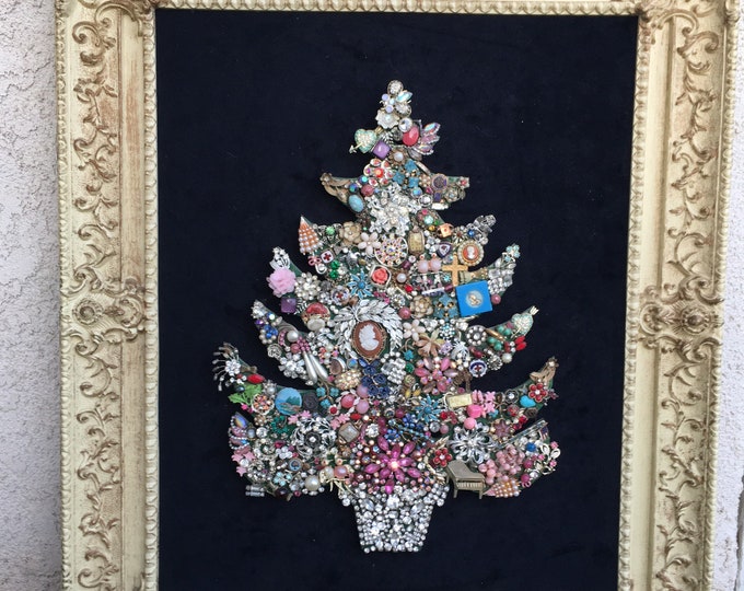 Vintage Jewelry Collage Christmas Tree Framed 21 1/2 X 25 1/2 Plastic ...