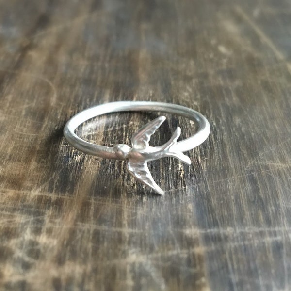 Swallow Ring - Etsy