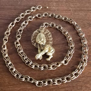 Vintage Adjustable Lion Chain Belt. - Etsy