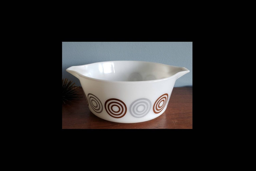 Vintage 1973 Pyrex Cosmopolitan Casserole Dish 2 1/2 Qt. - Etsy