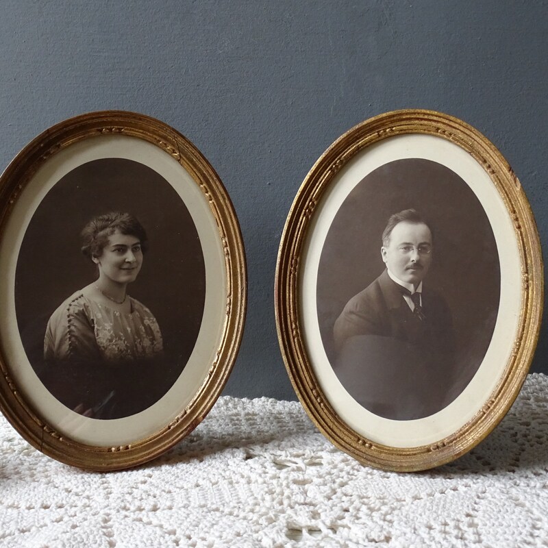 Antique Oval Frames - Etsy