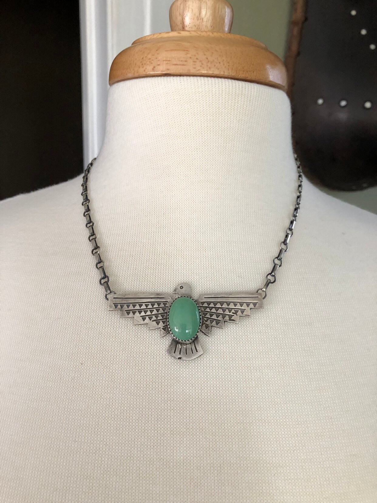 Beautiful sterling Green Nevada turquoise thunderbird necklace