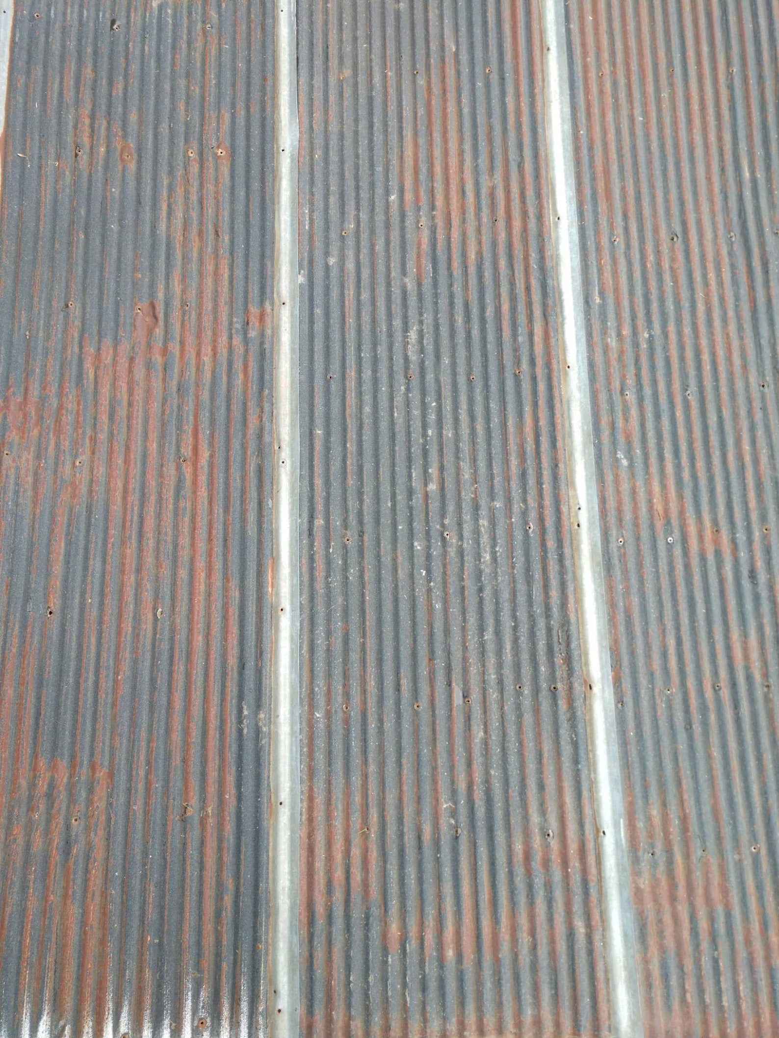 Rusty With Black Reclaimed Corrugated Metal 2600 Sq Feet Available ...