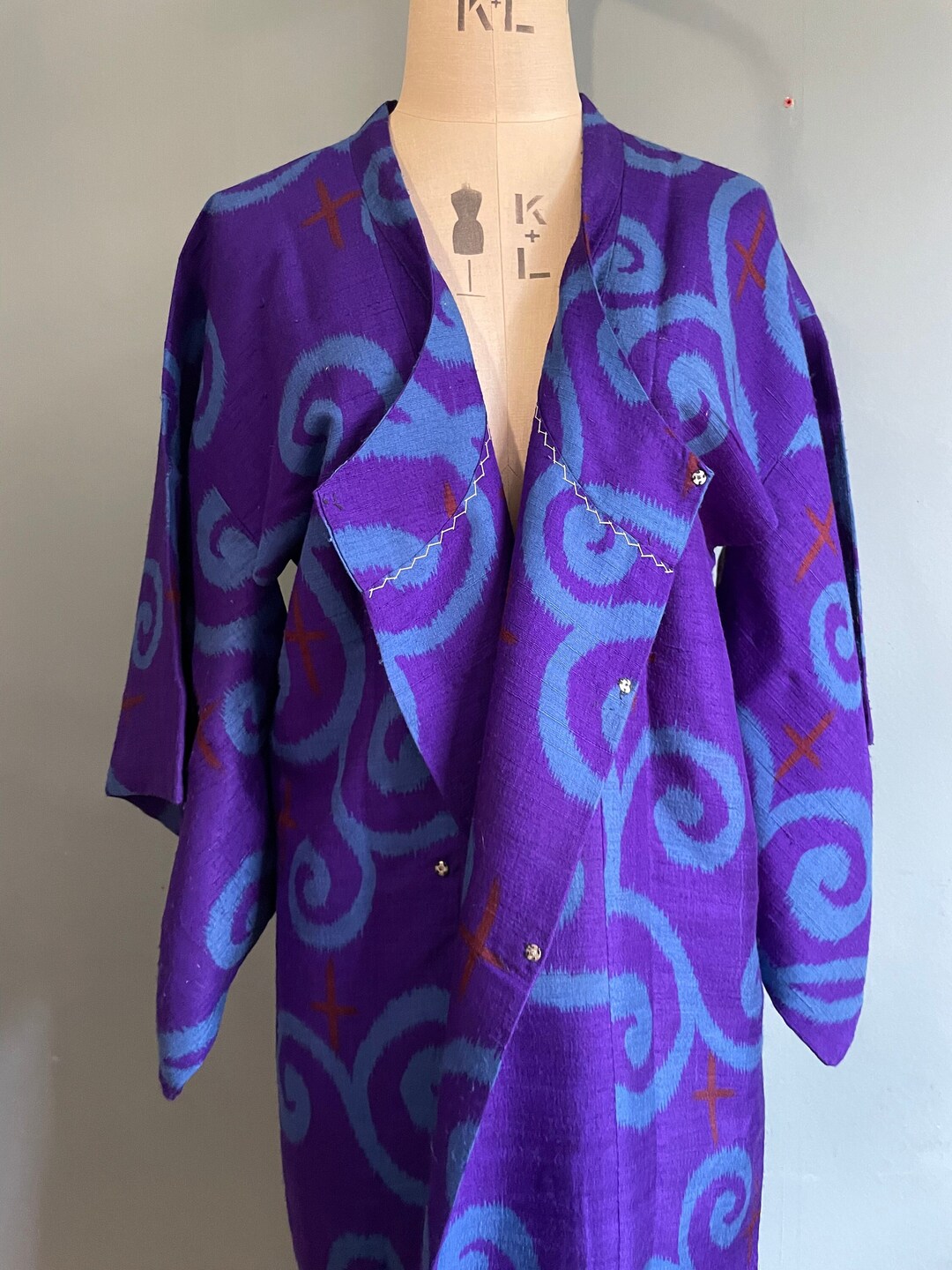 Vintage Silk Michiyuki Kimono Coat in Purple Raw Silk With Sapphire ...