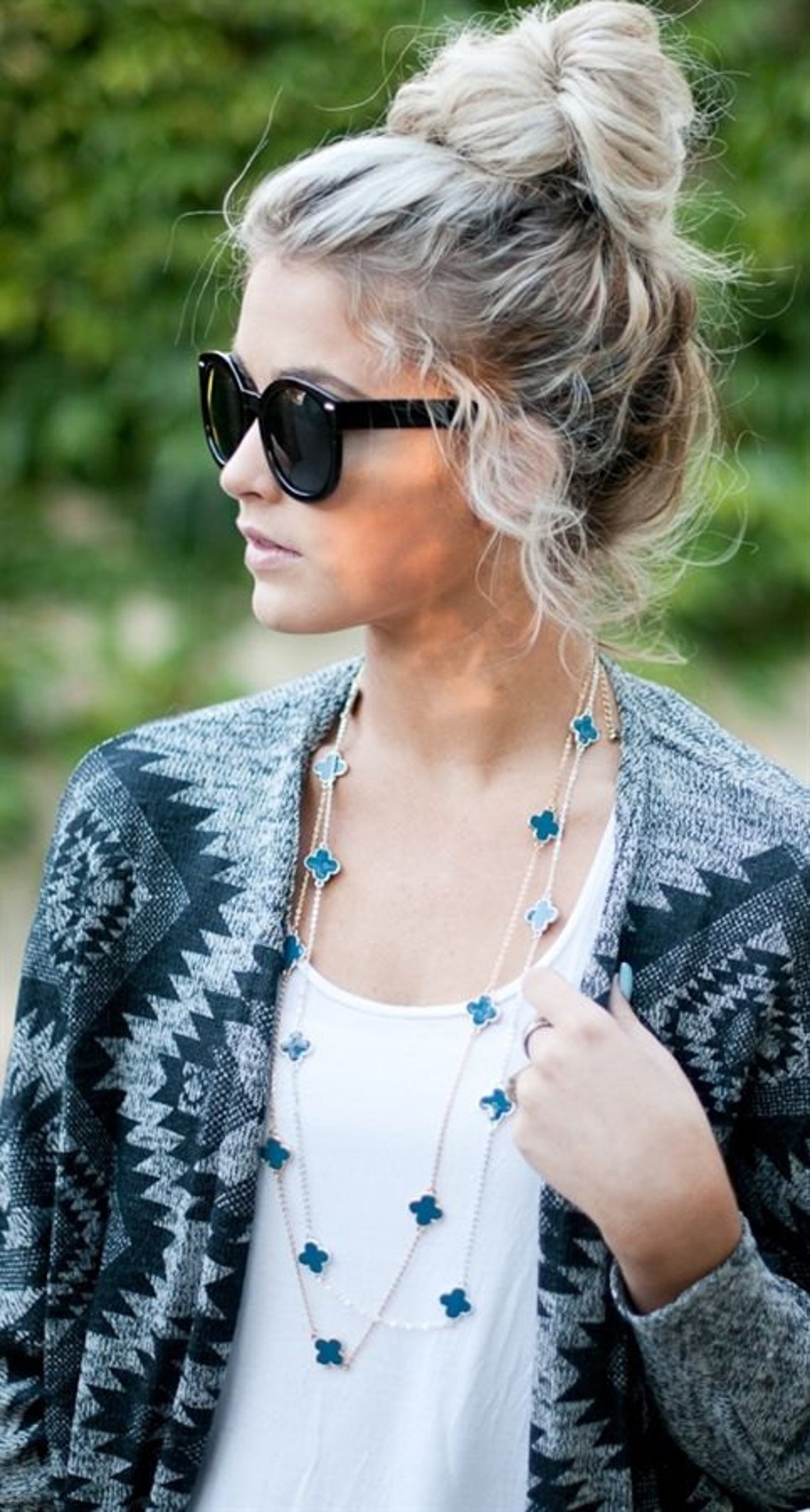 Clover Quatrefoil Long Statement Necklace - Black / Gold - Etsy