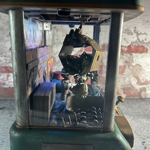 Fallout Junkyard Diorama in a Claw Machine - Etsy
