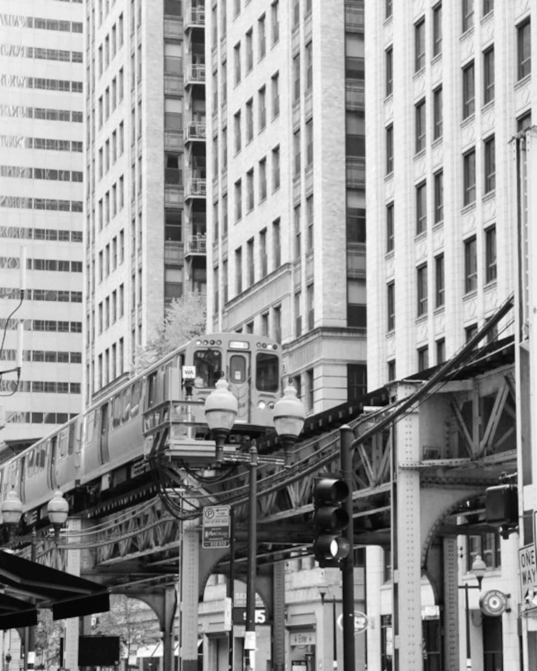 VERTICAL Chicago L Train, Chicago CTA Print, Black and White Chicago ...