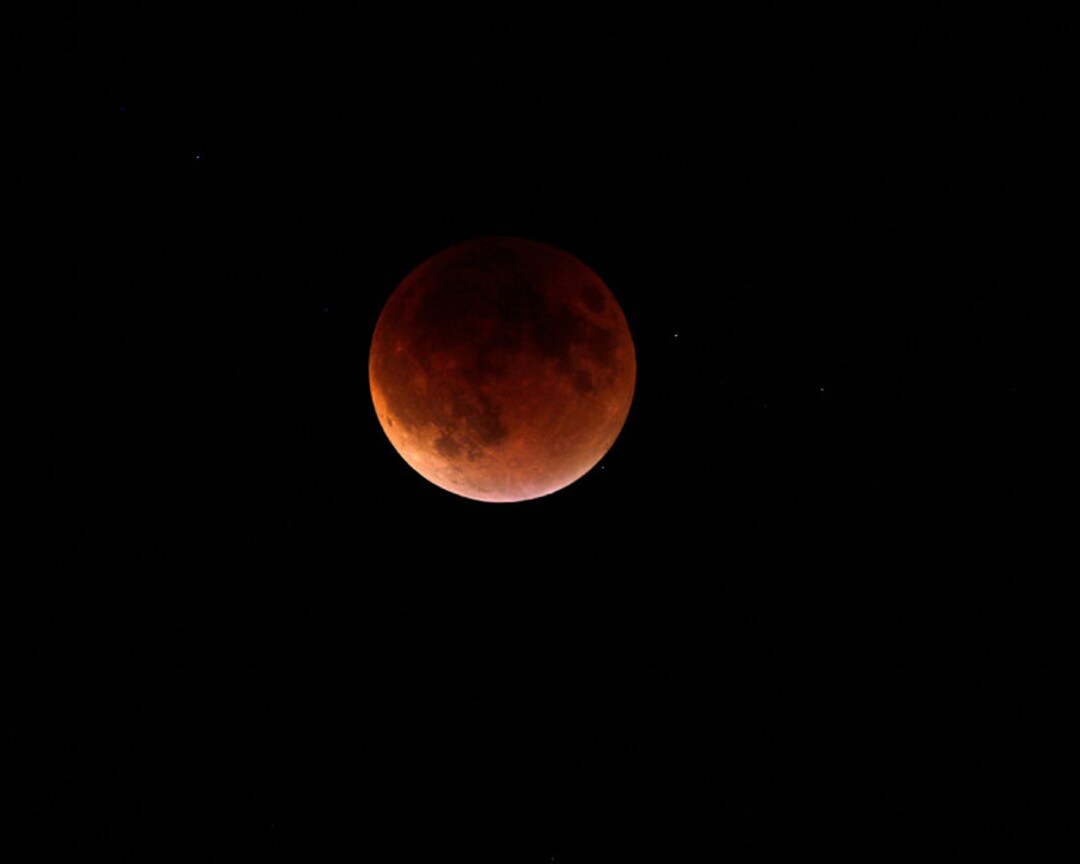 Blood Moon Picture, Red Lunar Eclipse Art Photo Print, Night ...
