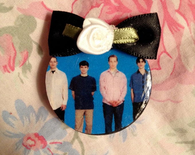 Weezer Blue Album Pin Brooch - Etsy