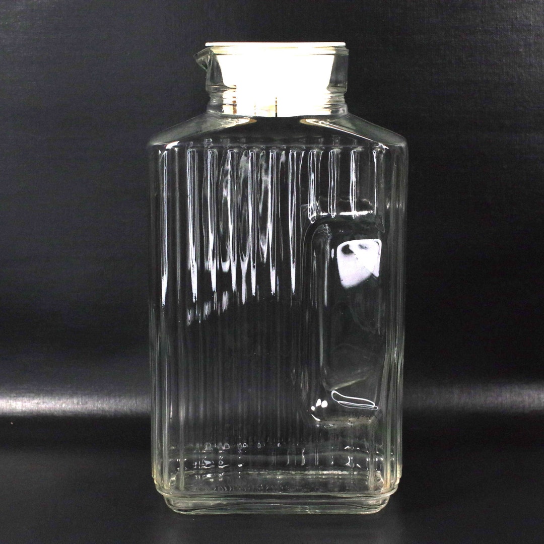 Vintage Glass Refrigerator Pitcher Anchor Hocking 2 Quart / Liter ...