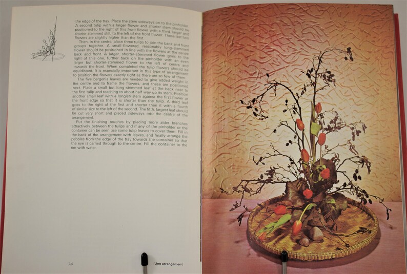 Vintage Book - Step by Step Guide to Flower Arranging by Barbara Pearce ...