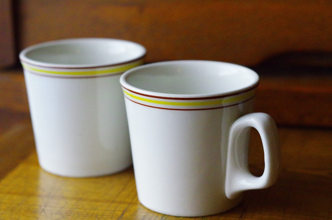 2 Vintage Restaurant Coffee Mugs Hotel Ware - Set of 2 - Brown & Yellow ...