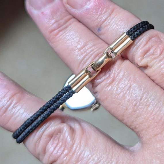 Working vintage Gruen gold tone watch with string ban… - Gem