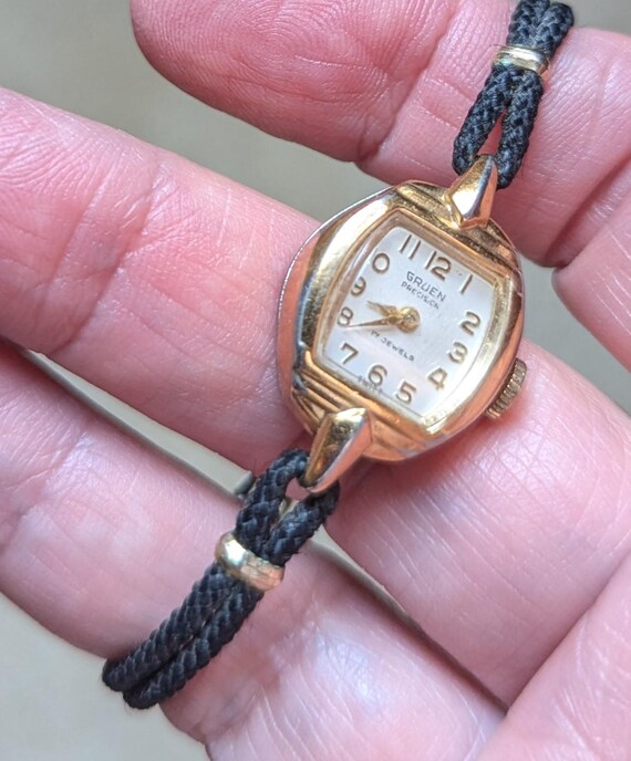 Working vintage Gruen gold tone watch with string ban… - Gem