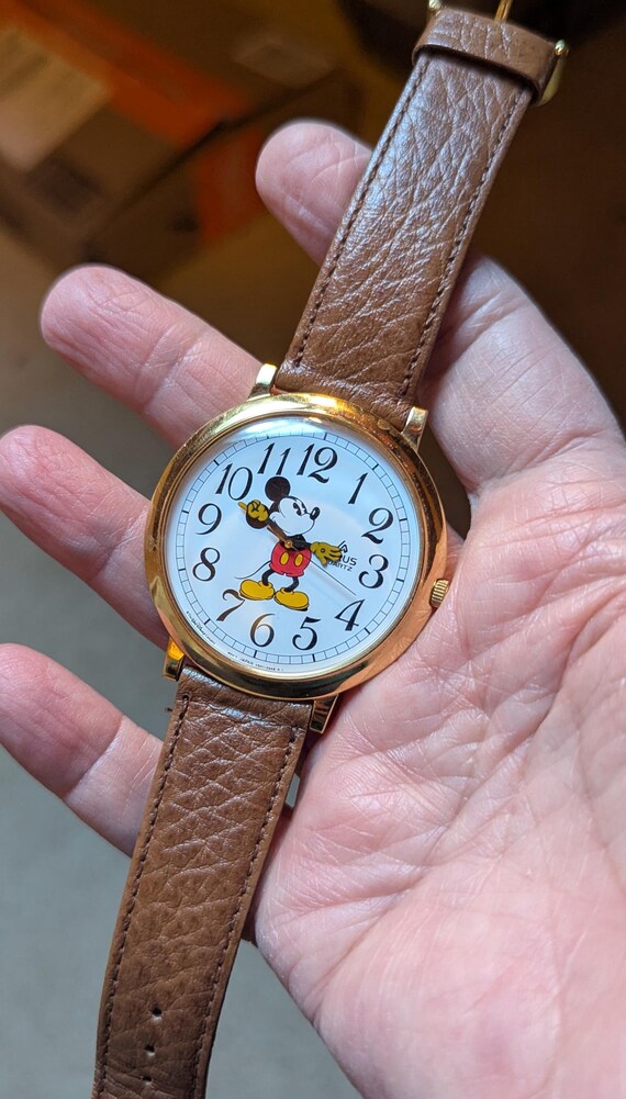 Working vintage Lorus Disney Mickey Mouse gold tone w… - Gem