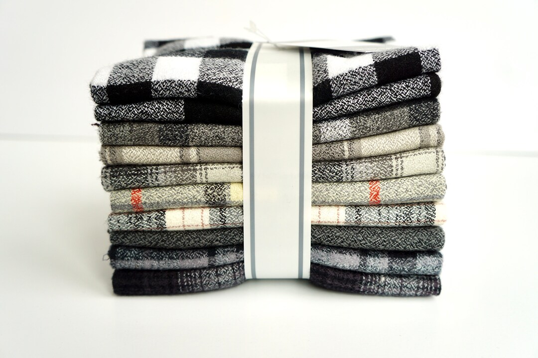 Mammoth Flannel Fat Quarter Bundle by Studio RK - Black Colorstory Fat ...