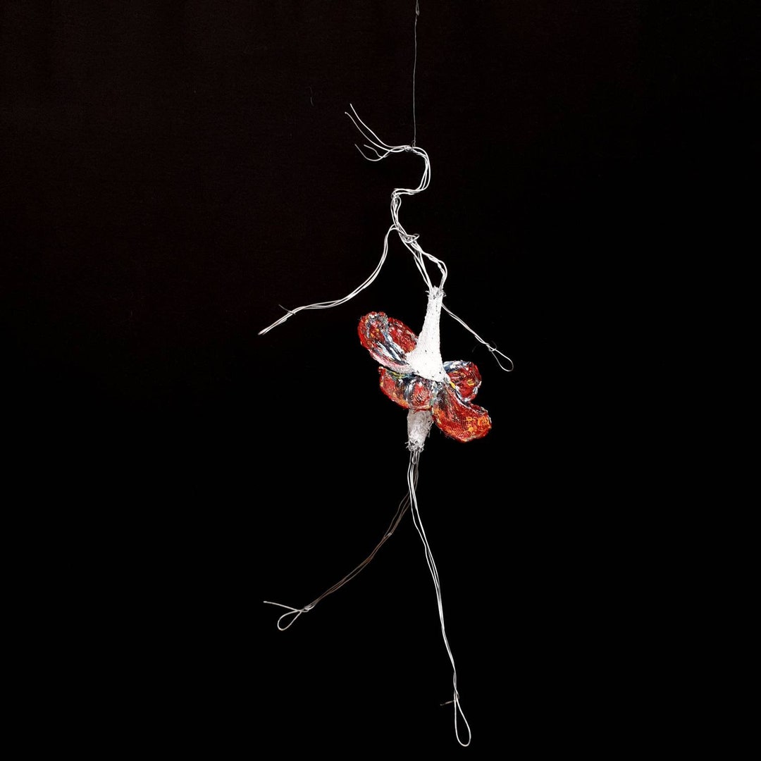 Dancer Wire Mesh Wall Hanging Figurine Metal Wall Art Mother Day Gift ...