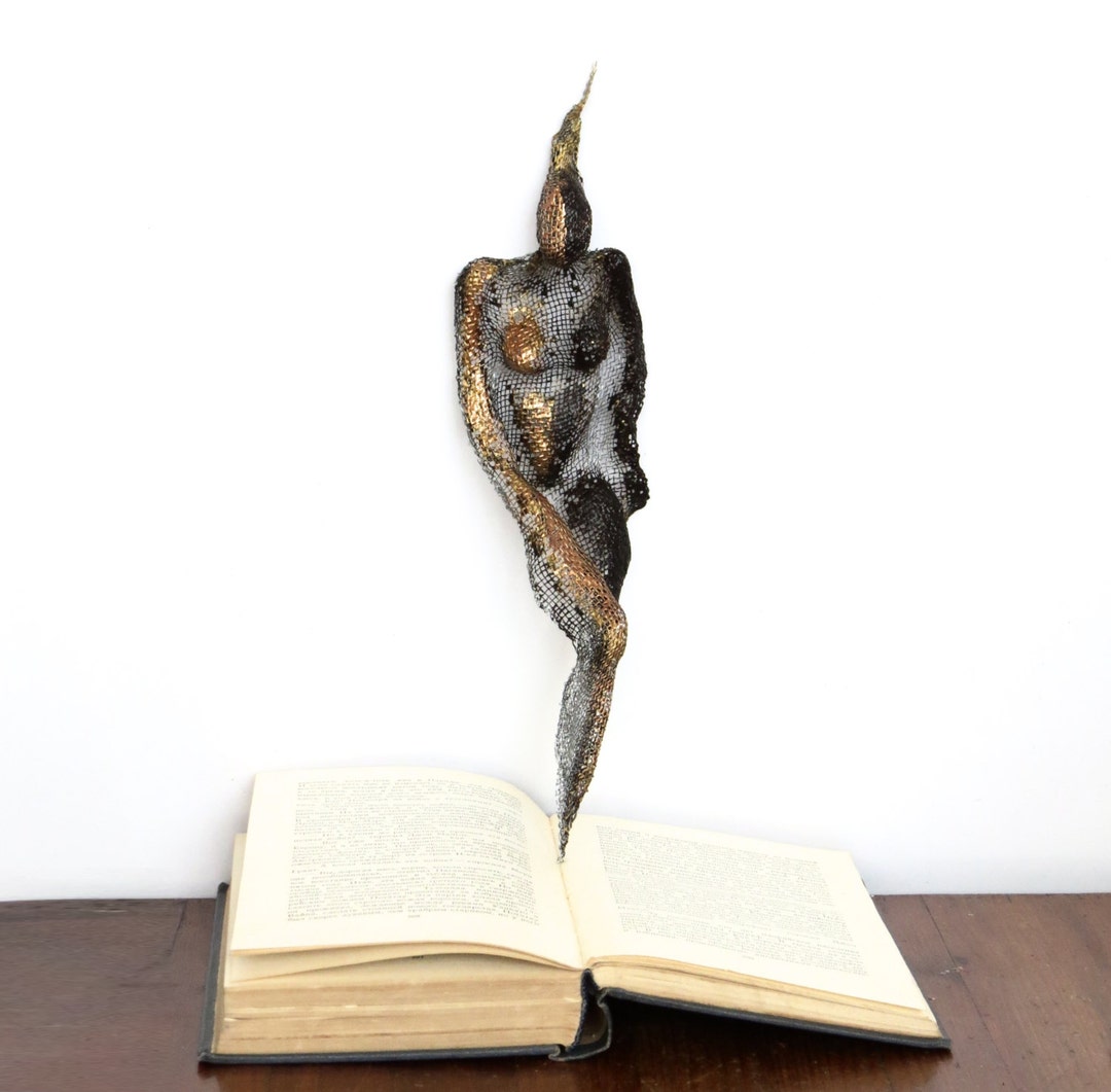 Night Girl. Metal Wire Metal Mesh Sculpture. OOAK. Wall Home Office ...