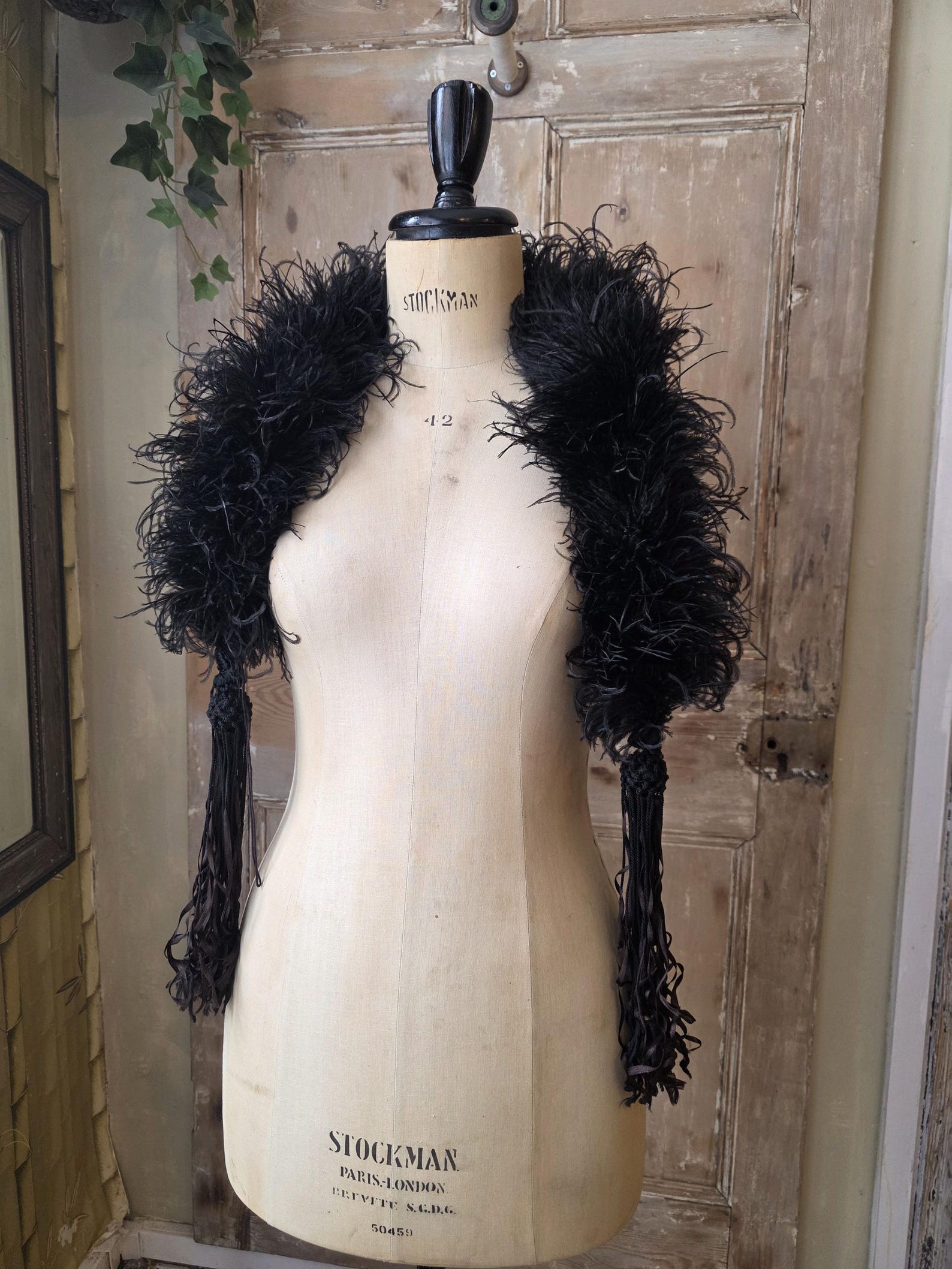 Vintage Early 1900s Black Ostrich Feather Boa Silk Tassels – Flapper ...