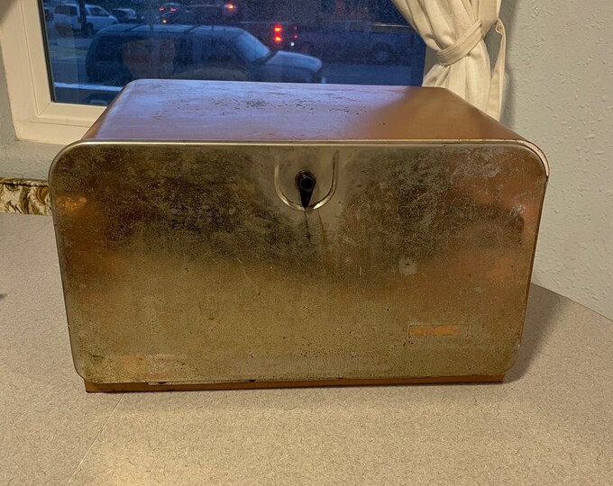 Vintage Rustic Metal Bread Box or Kitchen Space Saver - Etsy
