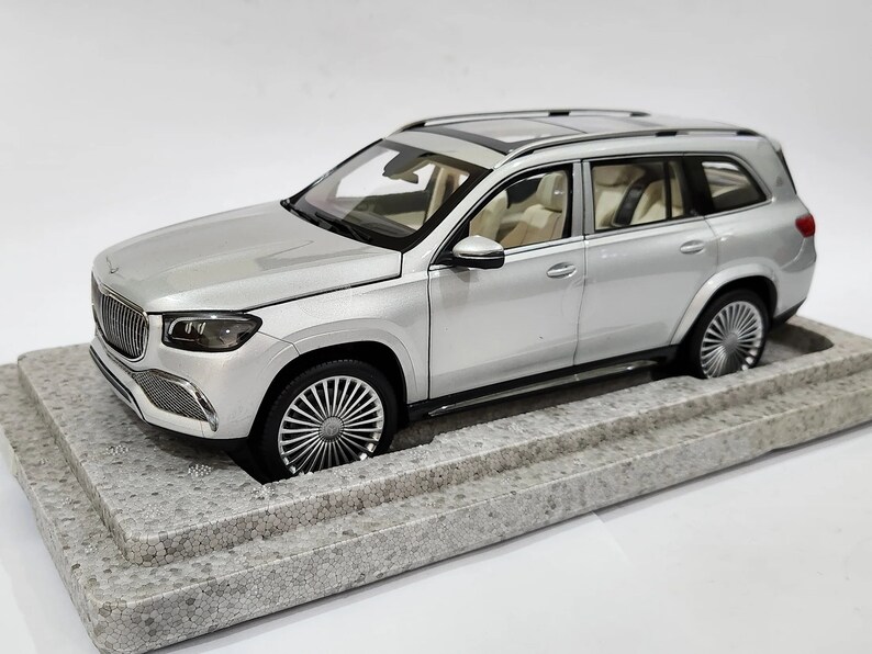 Mercedes Maybach GLS 600 Silver 1:18 PAR 98401 Paragon Rare Gift ...