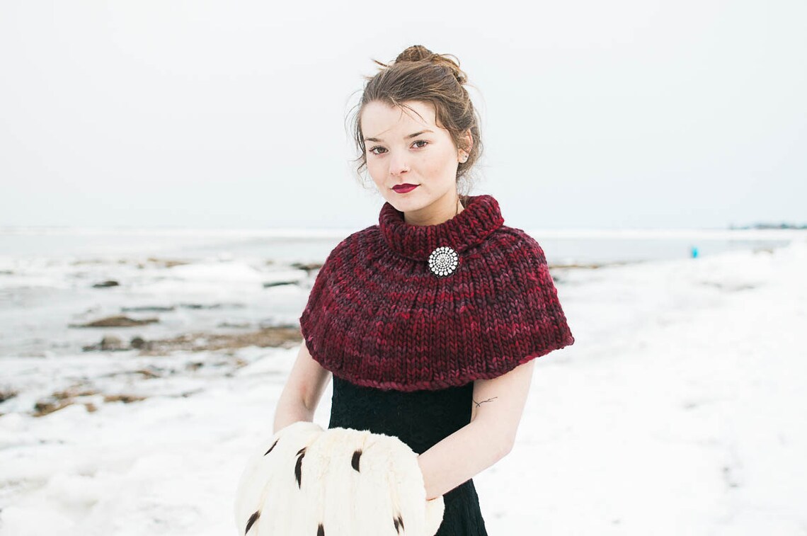 Two Ribbed Capelets PDF KNITTING PATTERN - Etsy