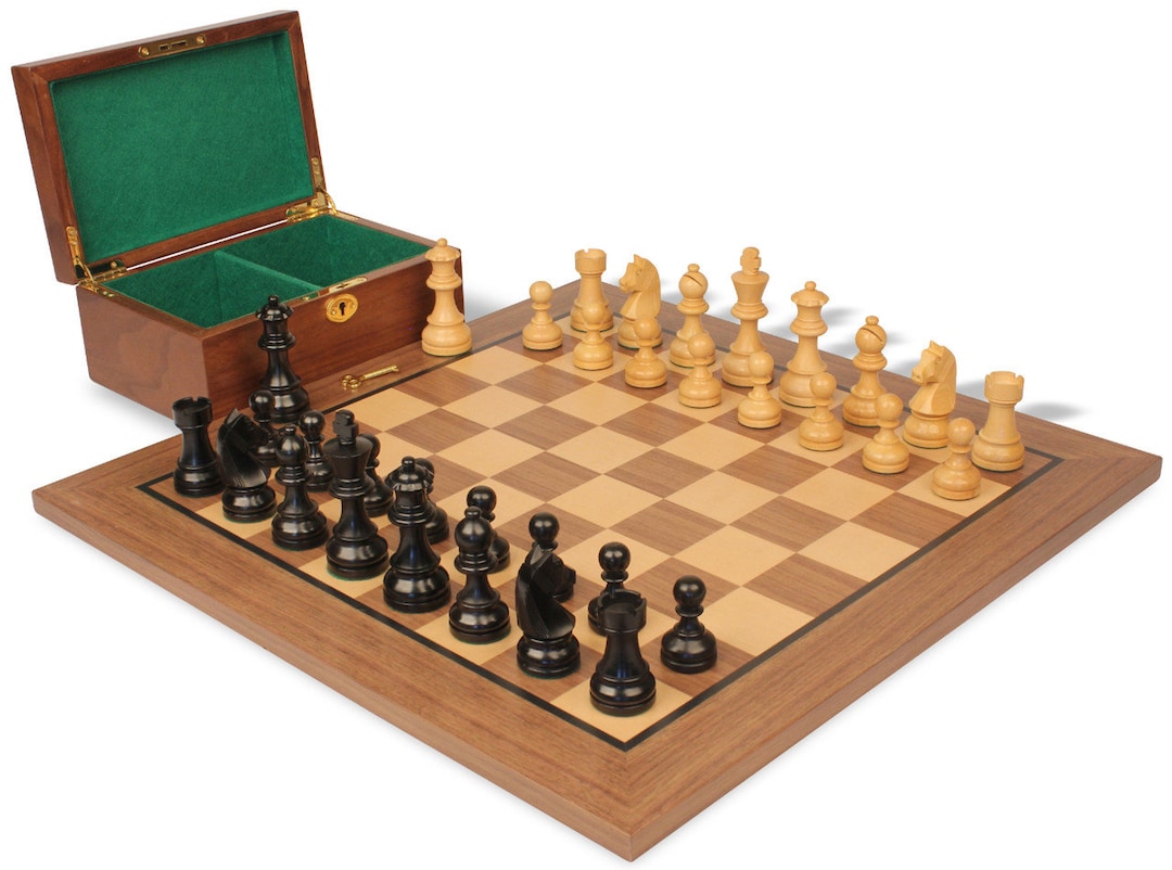 Queen's Gambit Chess Set Ebonized & Boxwood Pieces With Classic Walnut ...