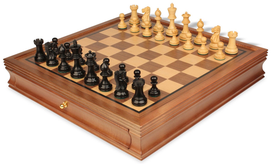 Parker Staunton Chess Set - Ebonized & Boxwood Pieces - Walnut Two ...