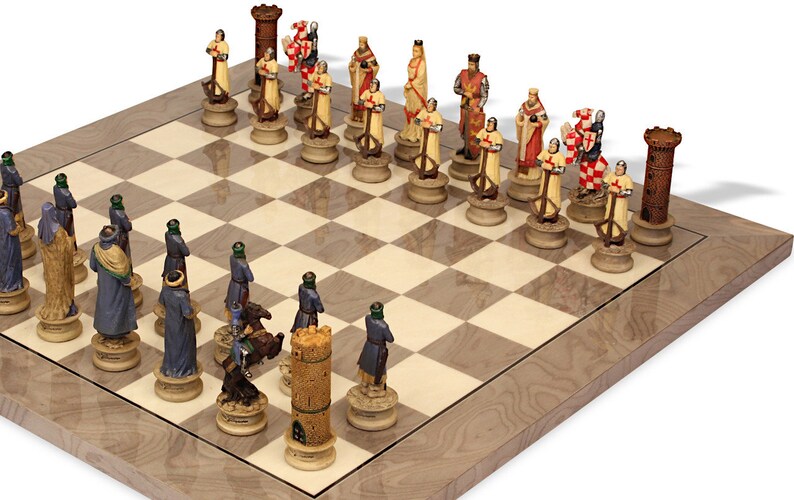 The Crusades Theme Chess Set With Gray & Erable High Gloss Deluxe Board ...