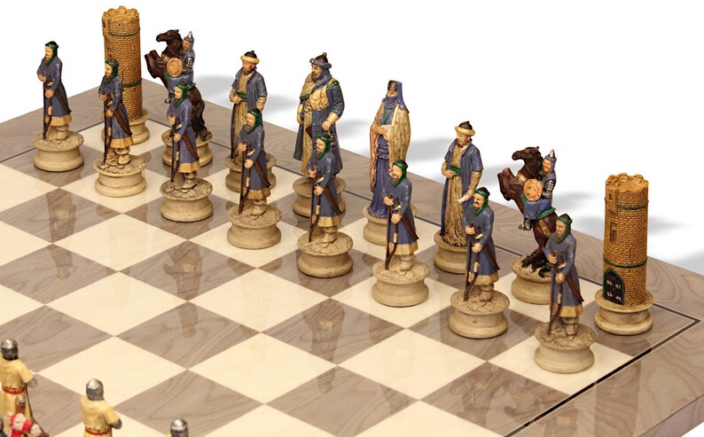 The Crusades Theme Chess Set With Gray & Erable High Gloss Deluxe Board ...