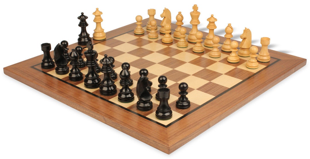 German Knight Staunton Chess Set - Ebonized & Boxwood Pieces With ...