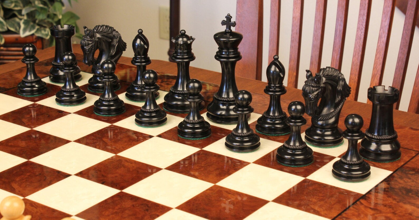 Hengroen Staunton Chess Set With Ebony & Boxwood Pieces - 4.6" King - Etsy