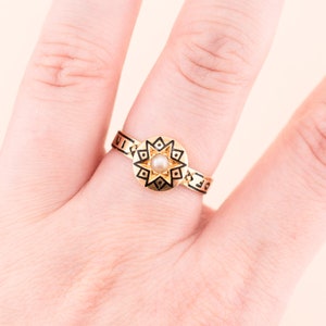 Antique 18k Locket Ring -1800s Victorian Locket Ring, in Memory Of ...