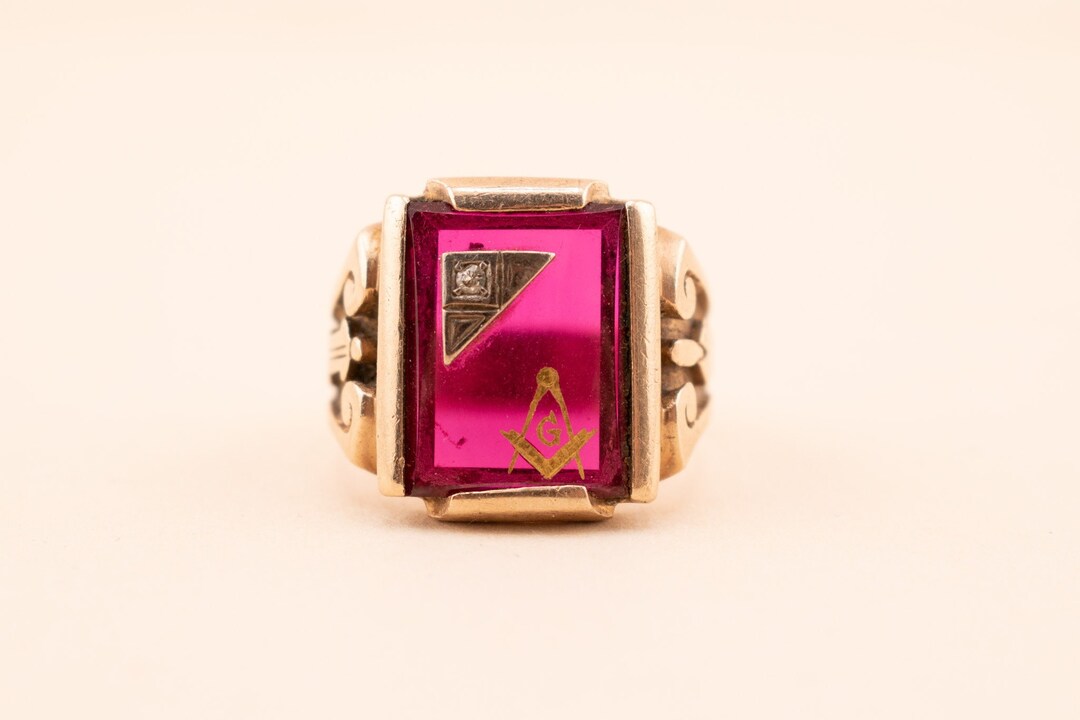 Classic Vintage 10k Ruby Signet Ring - 1960s Mid Century Signet Ring ...