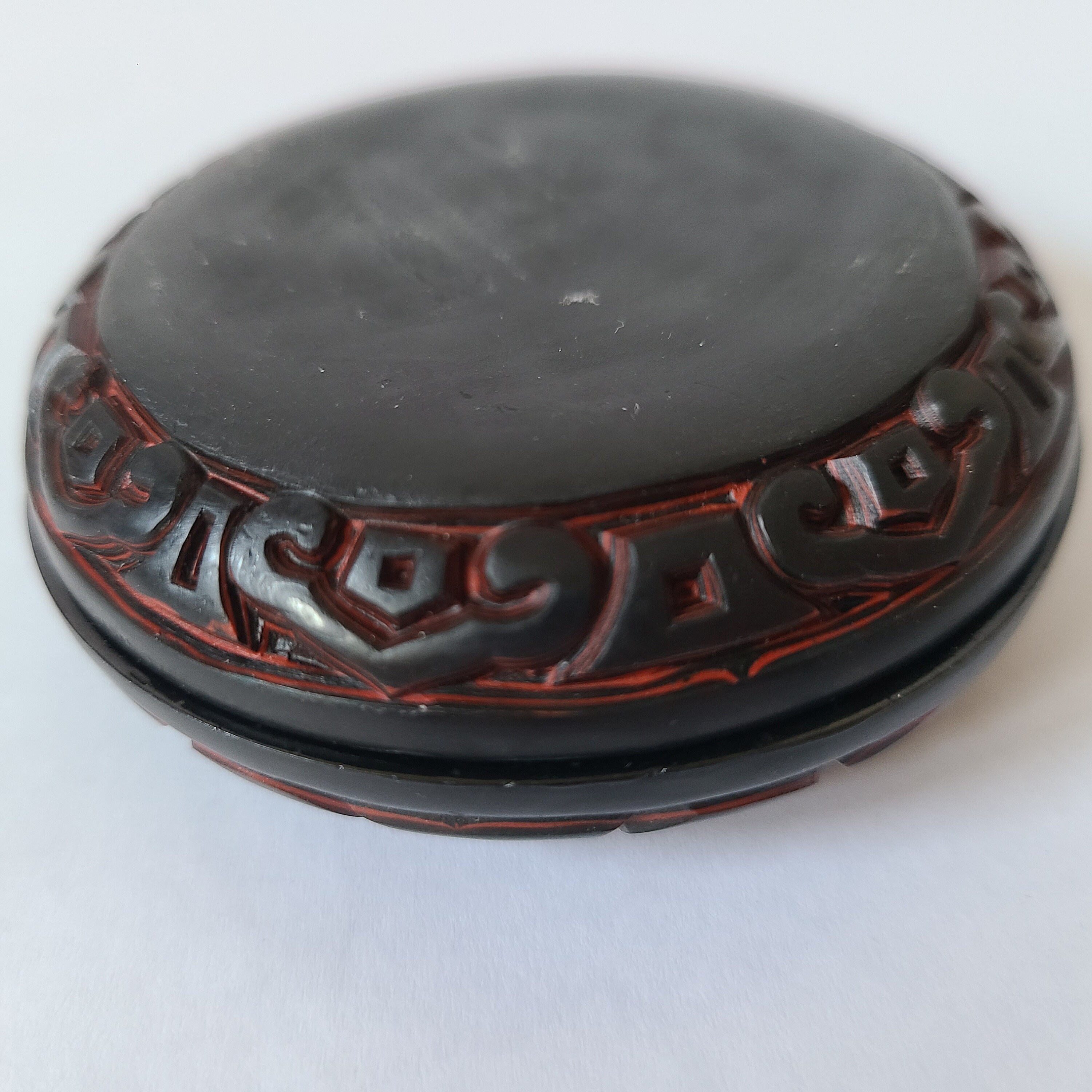 Antique Chinese Black and Red Guri Tixi Lacquer Round Shallow Lidded ...