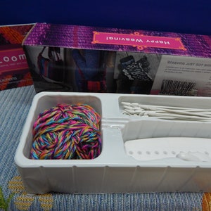 Loop De Loom Weaving Kit Spinning Loom Makes Weaving Simple, Fast and ...