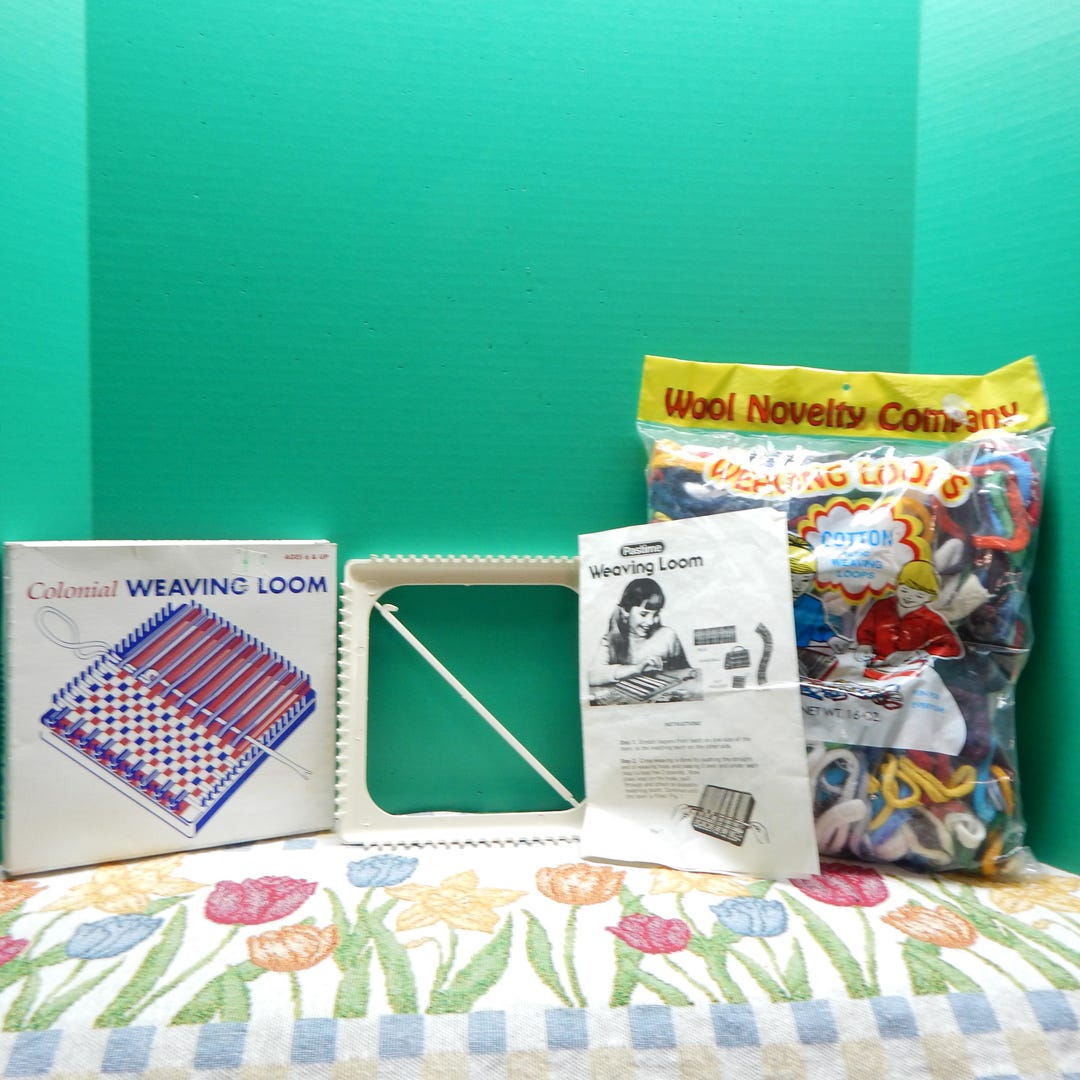 Loom Weaving With Loops Vintage Metal Pot Holder Loom Tons of Fun for ...