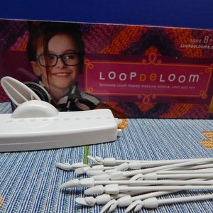 Loop De Loom Weaving Kit Spinning Loom Makes Weaving Simple, Fast and ...