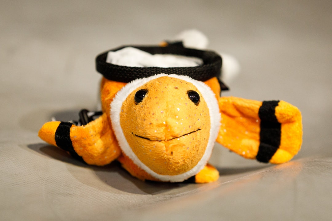 Crimp Chimps Clownfish Stuffed Animal Chalk Bag - Etsy