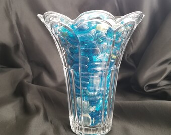 V Shaped Vase - Etsy