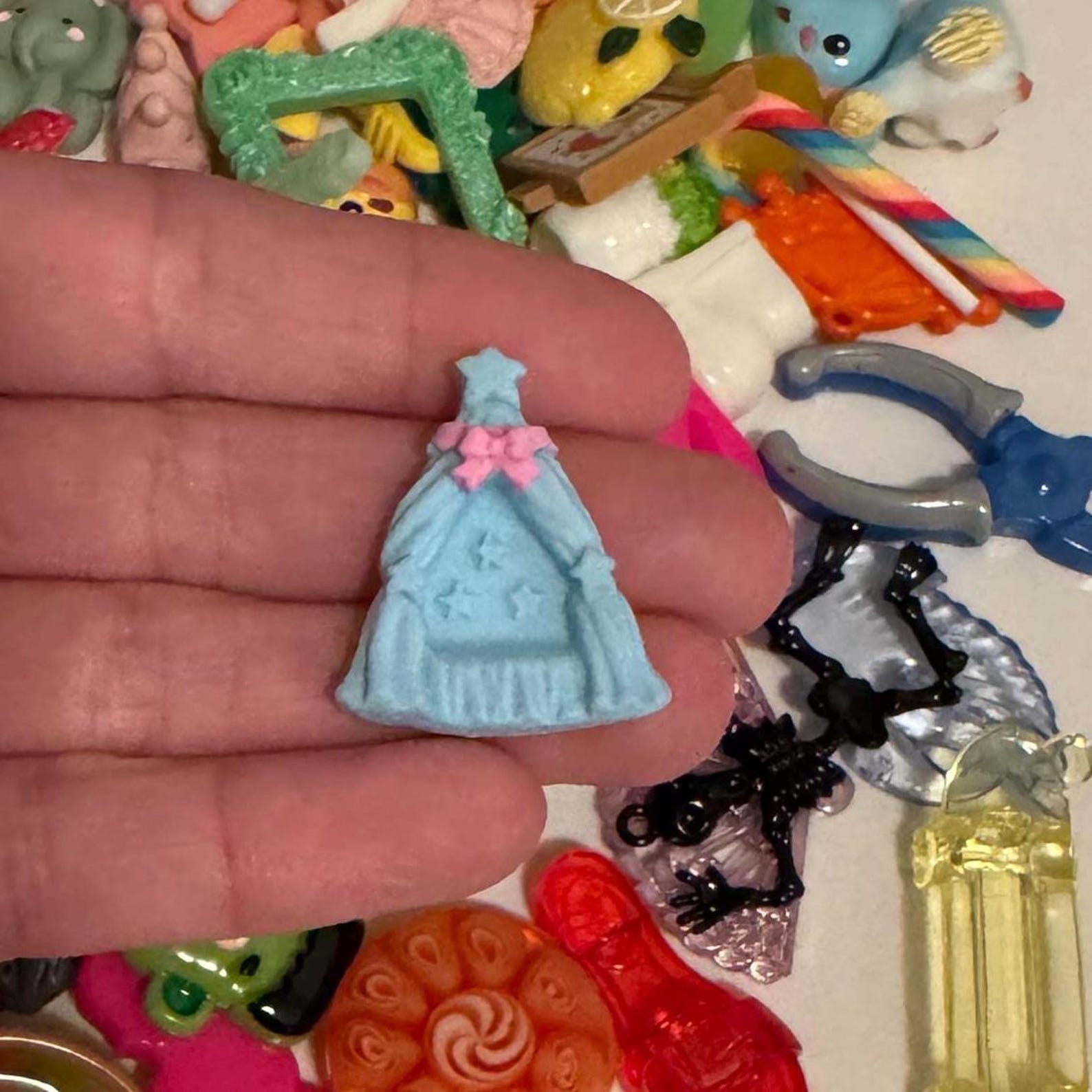 1" or Larger Trinkets for I Spy Bags and Bottles, Sensory Bins ...