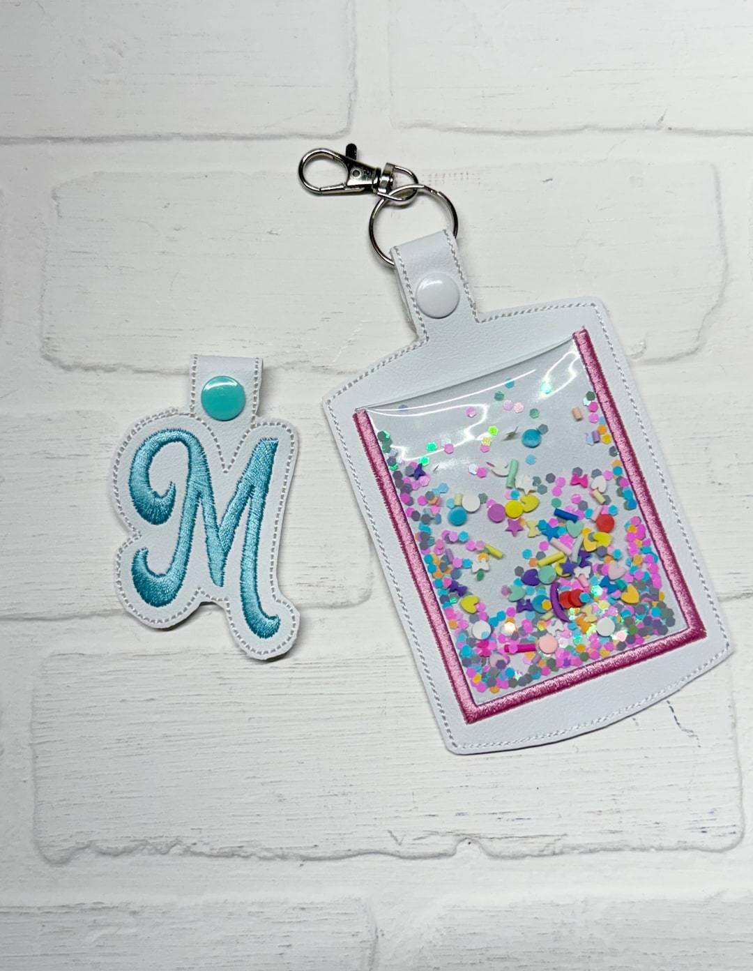 Personalized Embroidered Shaker ID Holder Key Chain - Etsy