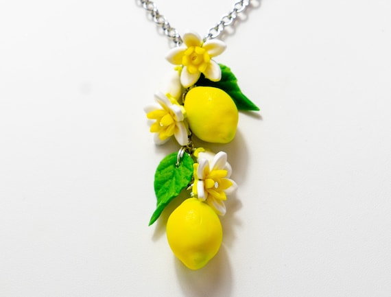 Colgante de limón. Collar largo | Etsy