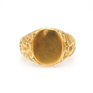 Arts and Crafts Style Yellow Gold Signet Ring - Etsy