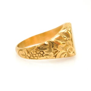 Arts and Crafts Style Yellow Gold Signet Ring - Etsy